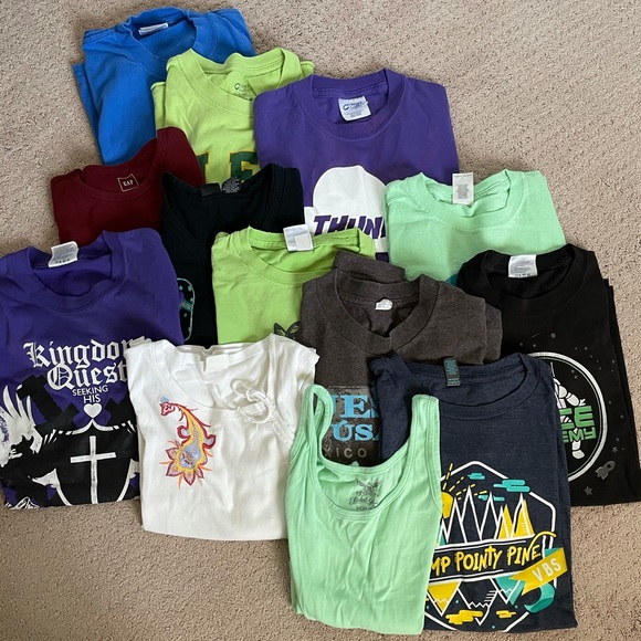 Tops | Assorted Tshirts | Poshmark